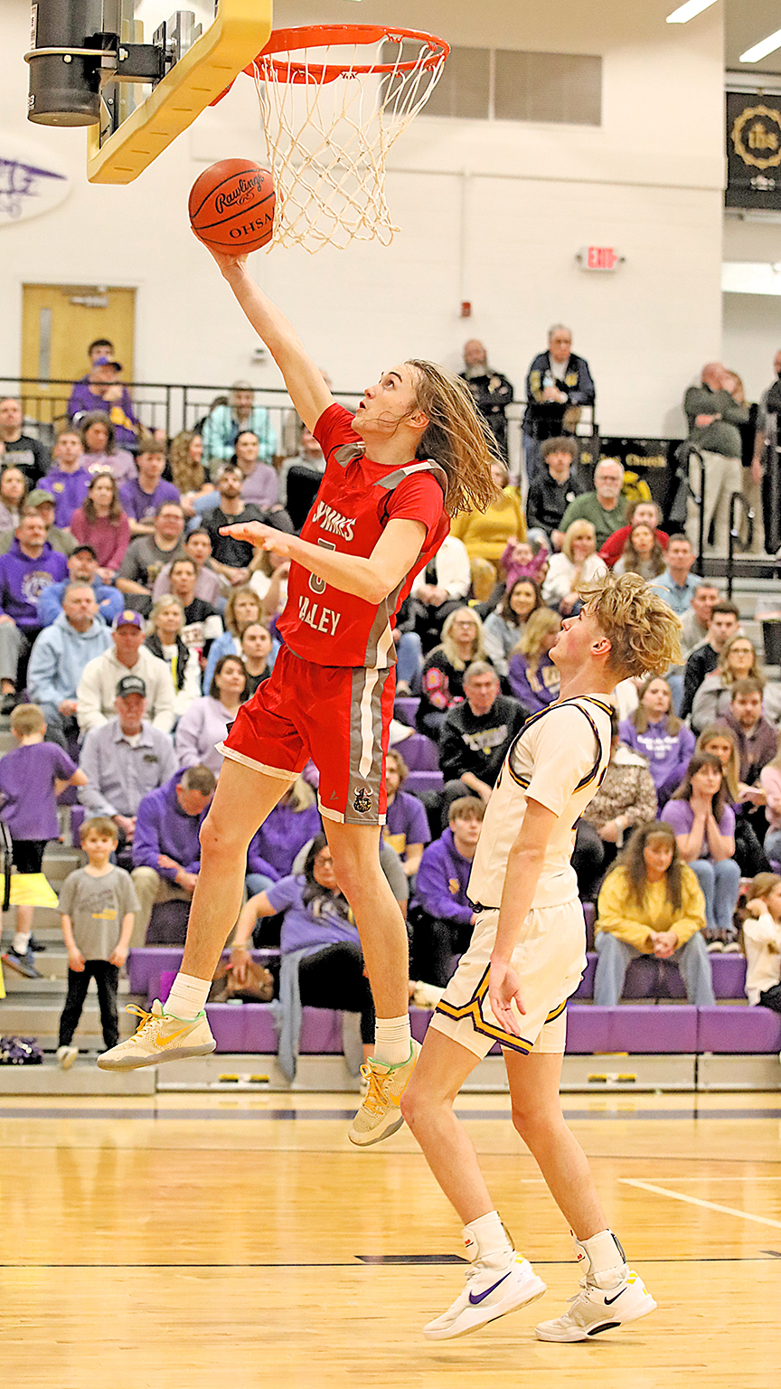 Smith, Carpenter team up to lead Vikings past Flyers | The Tribune