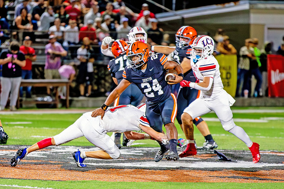 Fighting Tigers dominate Bulldogs in Gridiron Classic, 42-3 | The Tribune