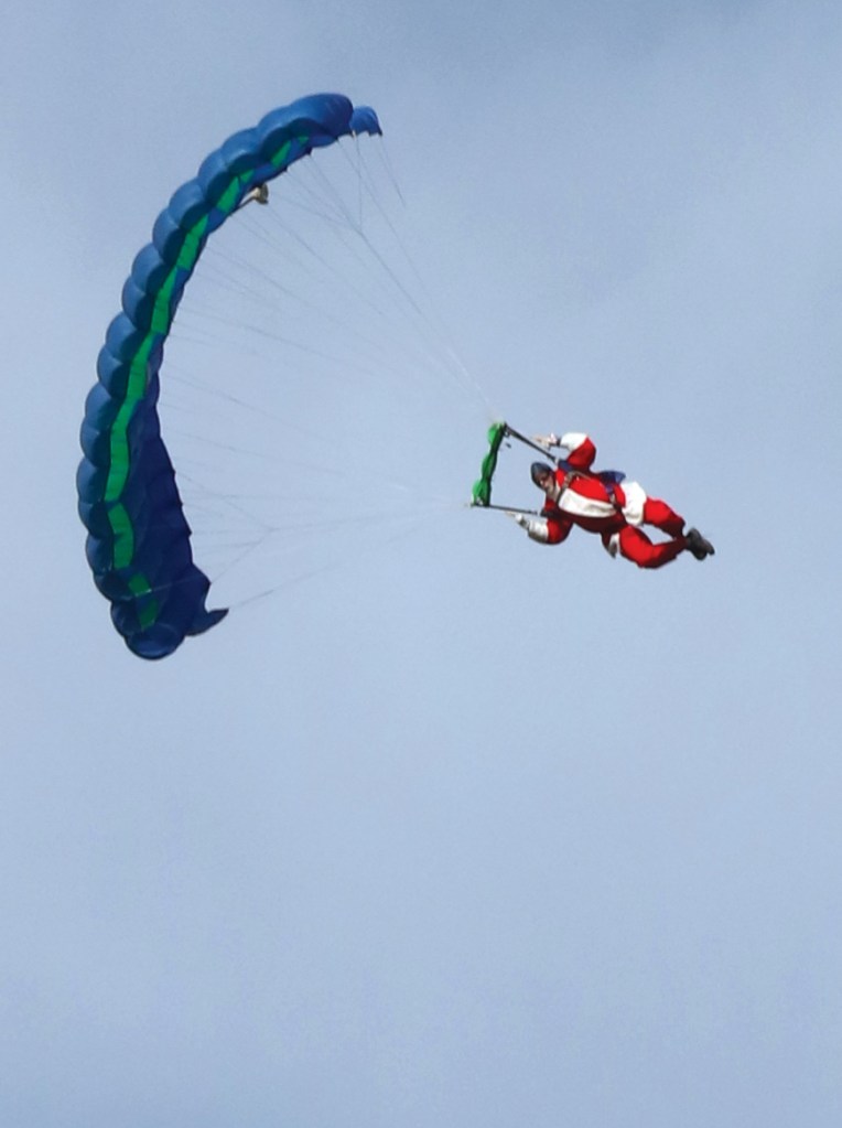 High-flying visitor (WITH GALLERY) | The Tribune